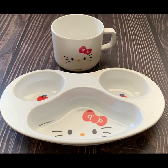 Hello Kitty | Kitchen | Hello Kitty Kid S Dinner Set | Poshmark